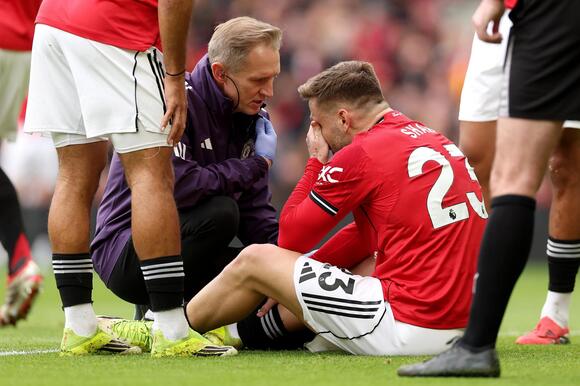 Manchester United injury update: Mason Mount, Luke Shaw, Harry Maguire ...