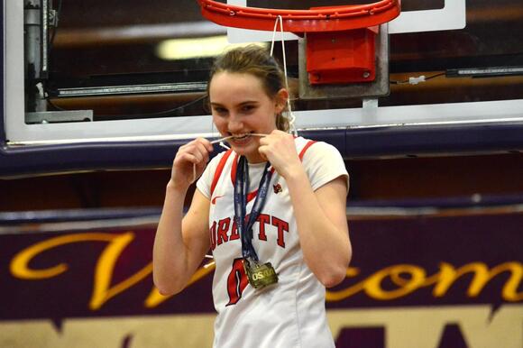 Ally and Lilly Schimel combine for 73 points en route to Corbett's ...