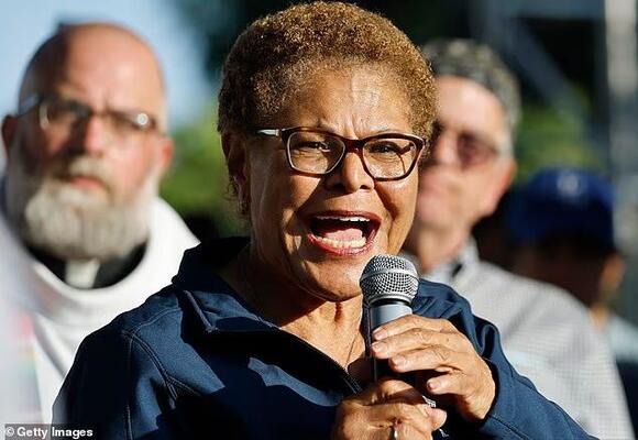 California politicians scramble to attack JD Vance after he confused US ...