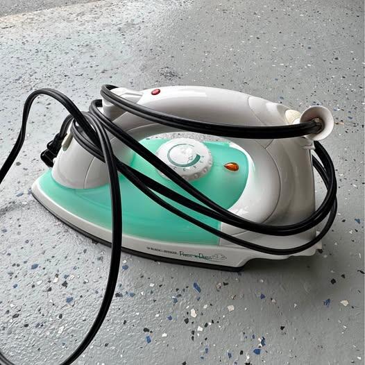 🎁 Freebies Up for Grabs in Keller — Furniture & More - NewsBreak