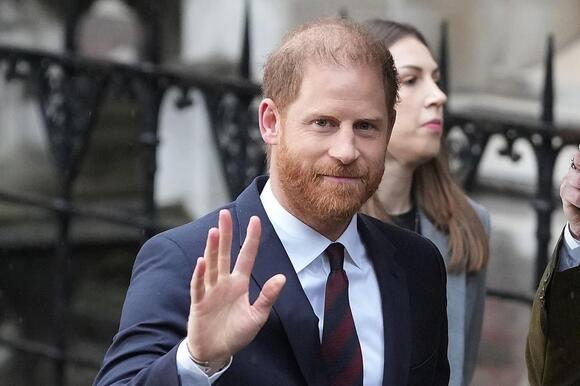 Prince Harry’s friends ‘were not all tight lipped’, Mail on Sunday ...