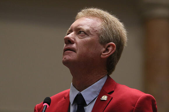 Louisville Democrat steps away from House leadership to work on ...