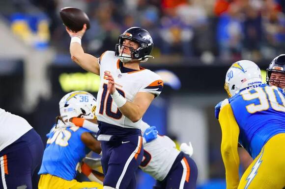 It's Make Or Break This Weekend for the Denver Broncos - NewsBreak