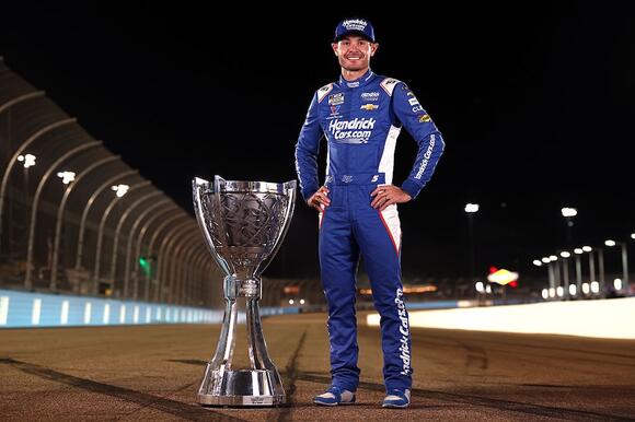 Vote for your 2025 NASCAR Driver of the Year! - NewsBreak