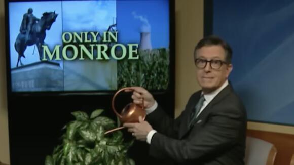 CBS Chickens Out of Bid to Censor Stephen Colbert’s Final Trump Troll ...