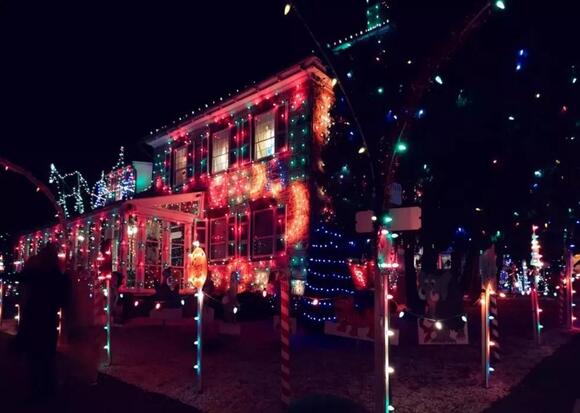 The 2nd Most Santa-Friendly City In America Is Right Here In MA - NewsBreak