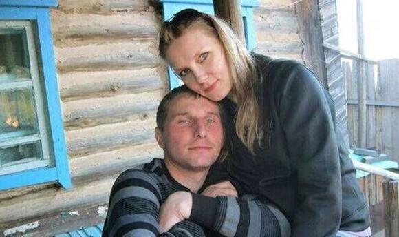 Picture of shallow forest grave that 'hero' dad forced pedophile to dig ...