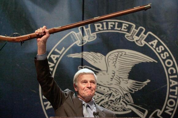 The bizarre firearms loophole around Americans and their deadly muskets ...