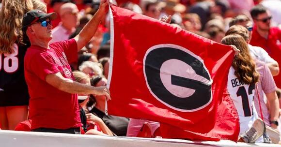 Georgia assistant QB’s coach Montgomery Van Gorder reportedly taking ...