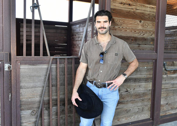 Meet ‘Farmer Wants a Wife’s 22-Year-Old Lead Sean Cavanaugh - NewsBreak