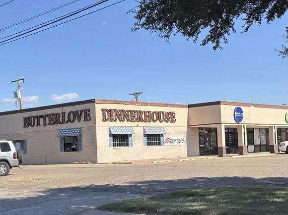 Amarillo Mourns Closure of Iconic Burger Barn - NewsBreak