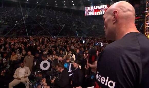Anthony Joshua has immediate response to Tyson Fury after face-to-face ...