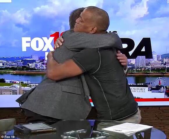 Veteran news anchor reveals devastating cancer diagnosis - NewsBreak