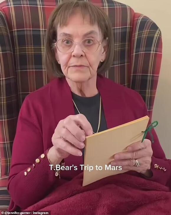 Jennifer Garner shares rare childhood photos as she gushes over her ...