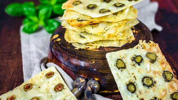 23 party appetizers that'll keep everyone munching and smiling all ...