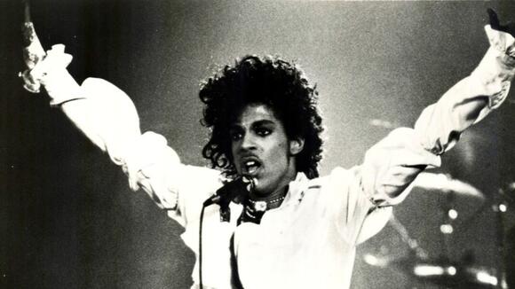 Rock Legends Who Turned Down Fortune For Freedom - NewsBreak
