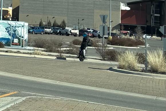 Missoula’s One-Wheeled Daredevil Is Turning Heads Around Town - NewsBreak