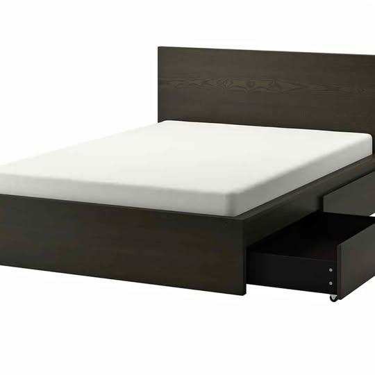 🎁 Freebies Up for Grabs in McLean — Beds, Treadmills & More - NewsBreak