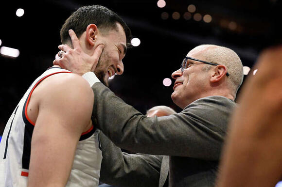 UConn men's basketball team rolls to historic win over UMass Lowell ...