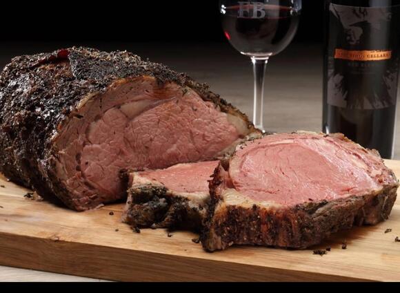 7 Restaurant Chains With the Best Prime Rib Dinners for Christmas ...