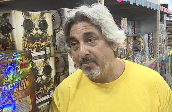 Dearborn Heights fireworks expert shares safety tips for at home fireworks