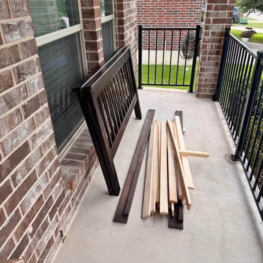 🎁 Freebies Up for Grabs in Temple — Furniture & Garden Finds - NewsBreak