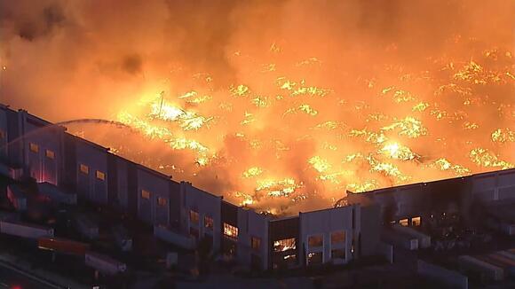 Man faces federal charges for huge warehouse fire: 'Pay us enough not ...