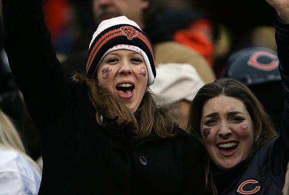 New Survey Says Illinois Is Bad For Dating Sports Fans - NewsBreak