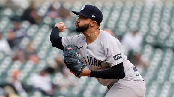 Is Devin Williams' Airbender to blame for Yankees closer's struggles ...