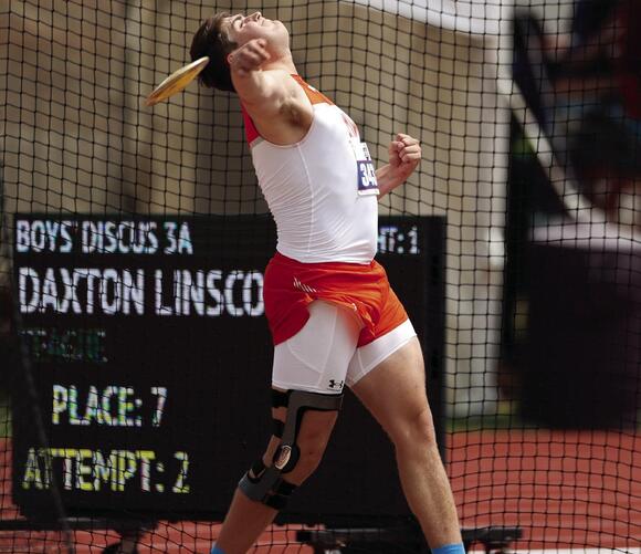 Linscomb sixth in state meet - NewsBreak