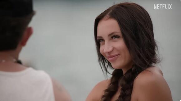 ‘Temptation Island’: Meet Carter, Season 2’s Flirty Temptress - NewsBreak