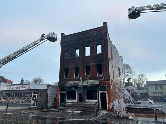 Investigation underway after early morning fire at Mulligan's Brick Bar ...