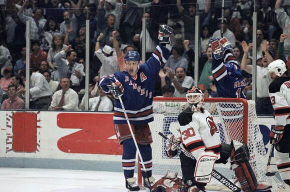 Chris Kreider did his best Mark Messier impression in ridiculous Game 6 win