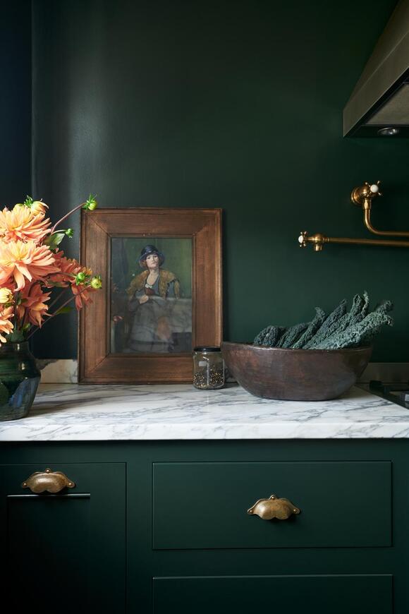 'Comfort-Maxxing' Is All About Making Your Home the Place You Always ...