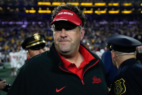 America Can't Get Enough of Former Idaho Coach Jason Eck - NewsBreak
