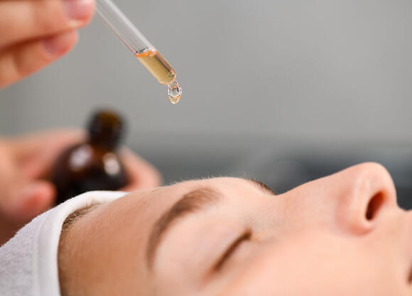 Derms Share The Most Effective Wrinkle-Reducing Treatments For A ...