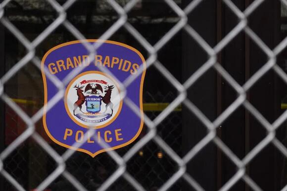 Da’Quain Johnson: Grand Rapids Police Officers Gun Down Black Man ...
