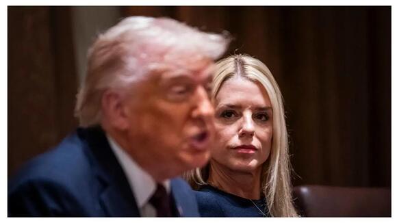 ‘Now Now Grandpa. Let Me Take This’: Trump’s Blank Stare and Struggle ...