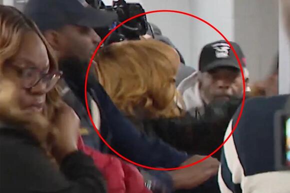 ‘Dolton Dictator’ Tiffany Henyard jumps into chaotic brawl between ...