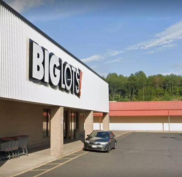 Ross Dress For Less Takes Over Vacant Big Lots In Poughkeepsie - NewsBreak