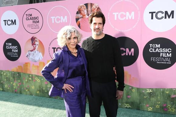 Jane Fonda, 88, Stuns at TCM Gala, Sparks Reactions Over Her Handsome ...