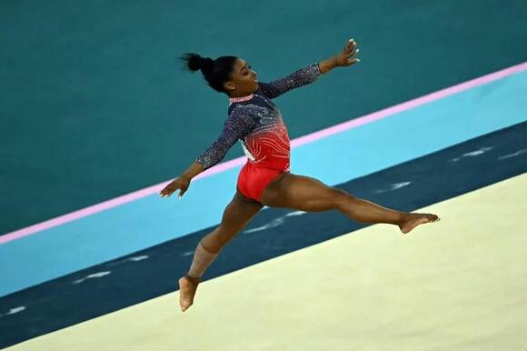 Simone Biles says fans make her anxious by standing outside hotel ...