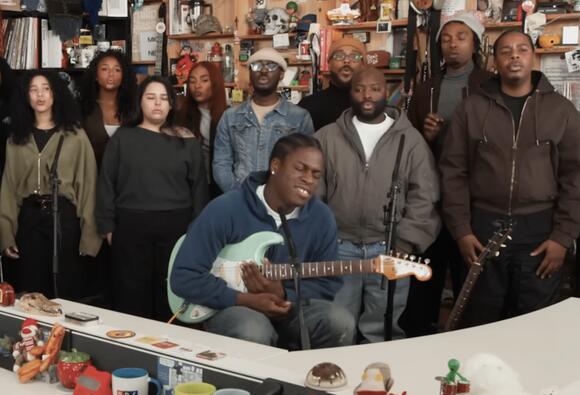 Daniel Caesar Shines with Stunning Tiny Desk Performance - Watch - NewsBreak