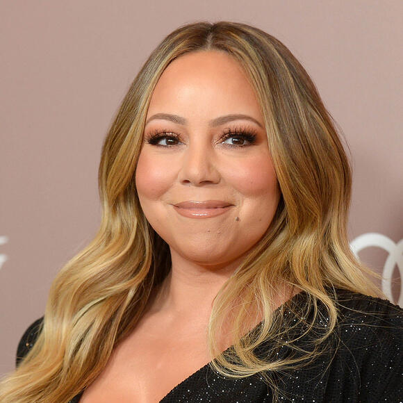 Fans Are Calling Mariah Carey A 'Goddess' As She Stuns In A Curve ...