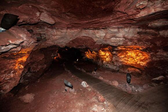 The World’s 10 Most Dangerous Caves to Explore - NewsBreak