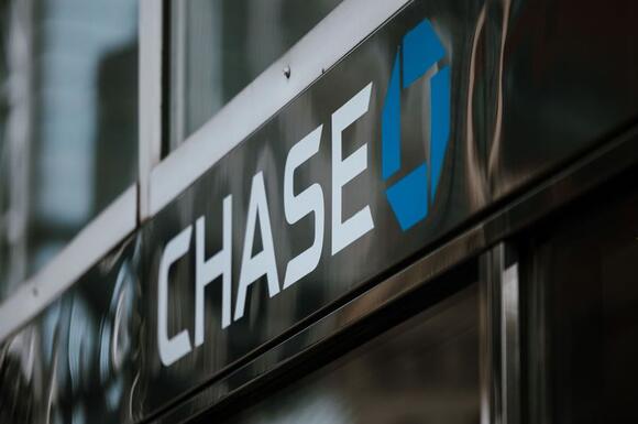 Chase Bank to shut down all 4,700 locations across the US for 24 hours ...