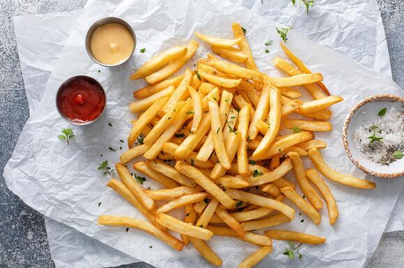 Heinz Introduces the “Dipper” Fry Box, Now Serving Chicago - NewsBreak