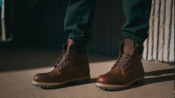Why Rugged Leather Boots Are Making Stylish Men Look More Attractive ...