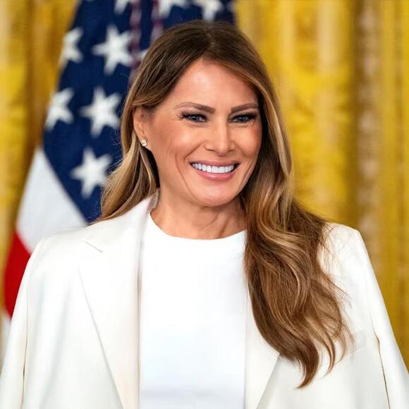 The Internet Says Melania Trump Is The 'Most Beautiful' First Lady As ...