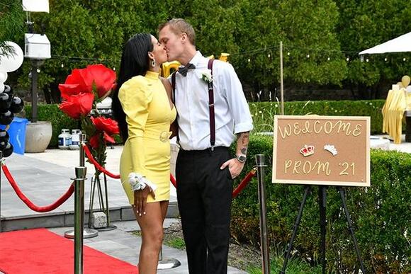 ‘Summer House’ Star Danielle Olivera & Boyfriend Robert Sieber Split ...